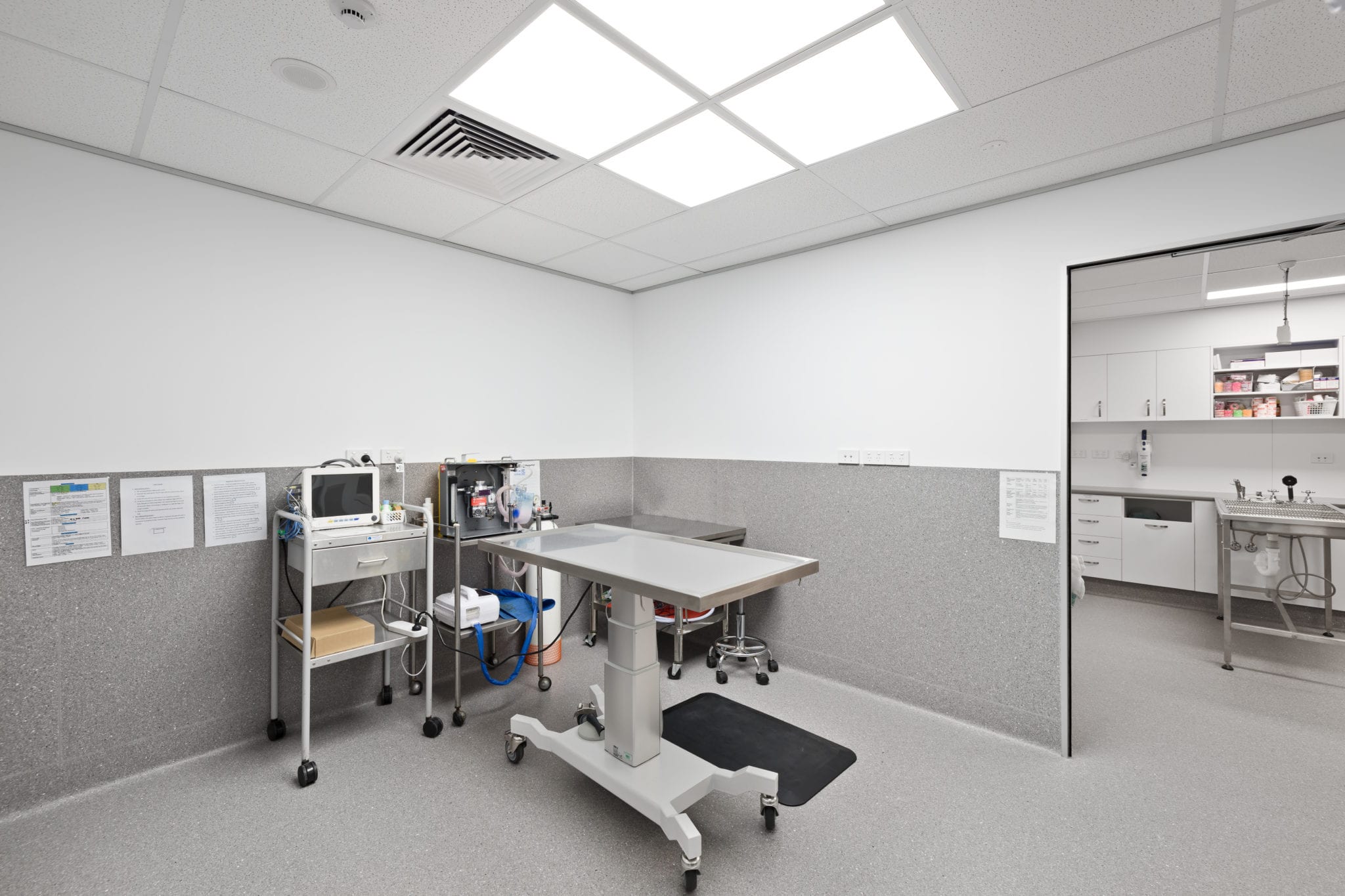 Functional & Efficient Veterinary Surgery - Commercial Fitouts